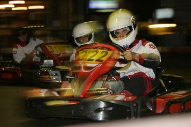 Indoor Karting Barcelona - Deportes de aventura en Sant Feliu de ...